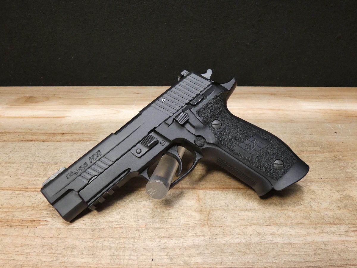Sig Sauer P226 Tacops – 9mm | D4 Guns