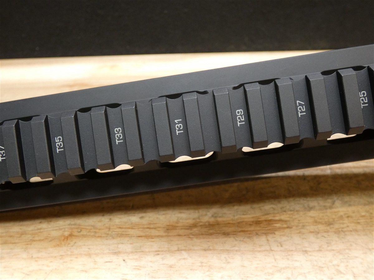 Daniel Defense DDM4V11SLW – 5.56 NATO | D4 Guns