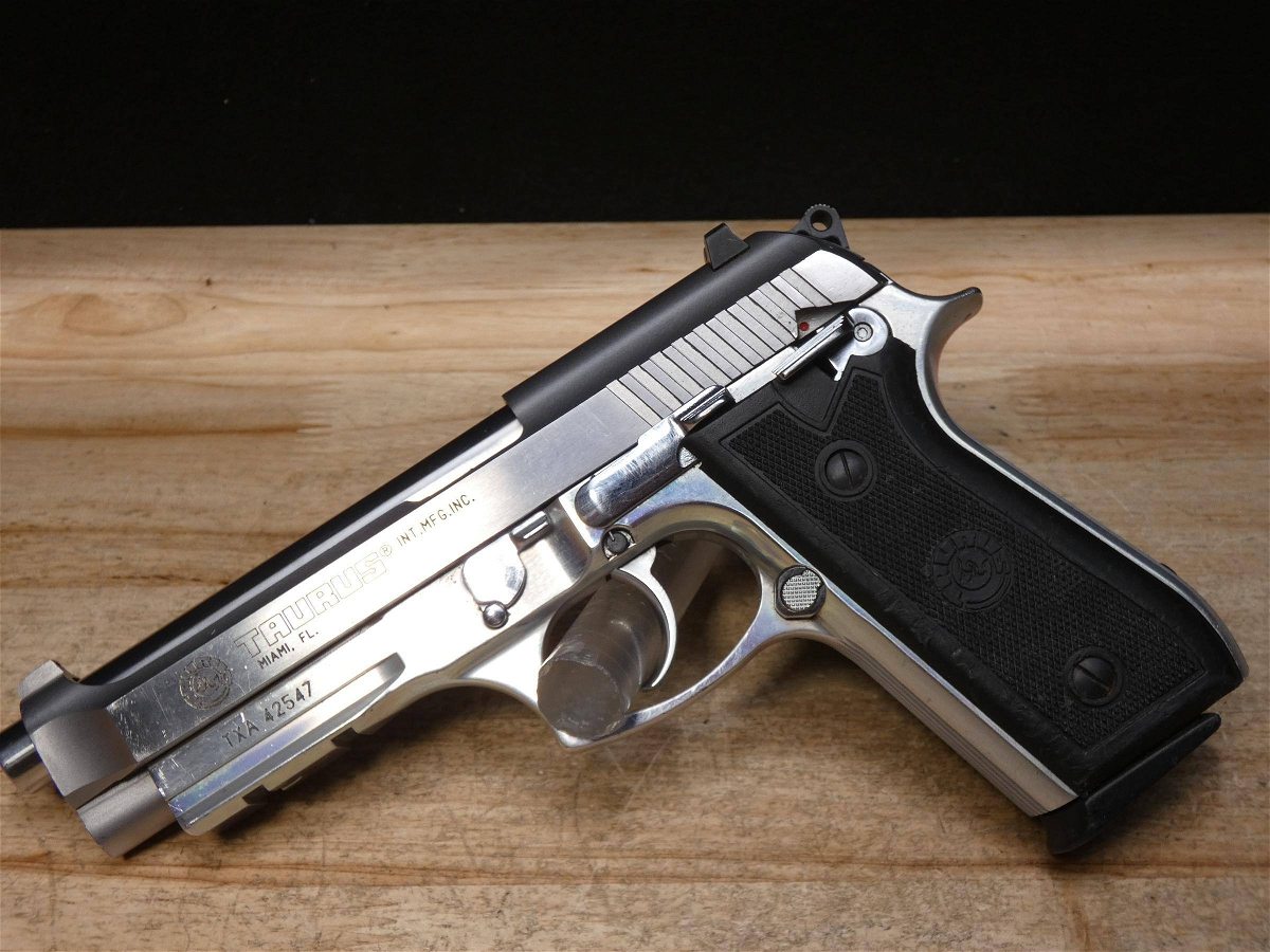 Taurus PT92 AR – 9mm | D4 Guns