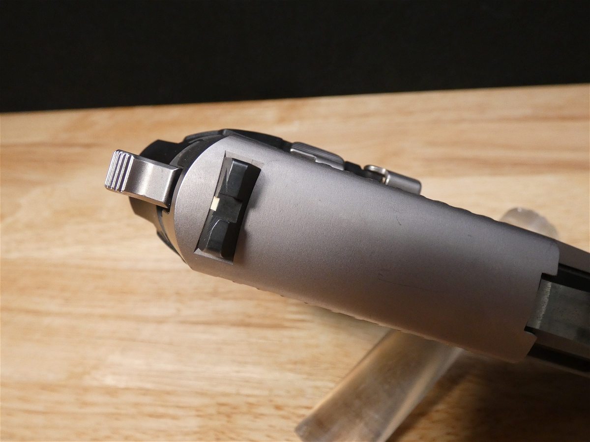 Sig Sauer P226 Stainless Two Tone – .40 S&W | D4 Guns