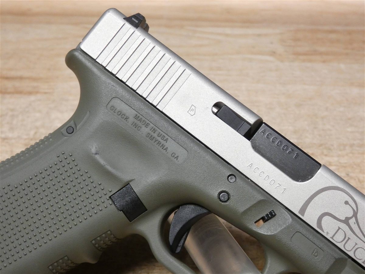 Glock 17 Gen 4 Ducks Unlimited Special – 9mm | D4 Guns