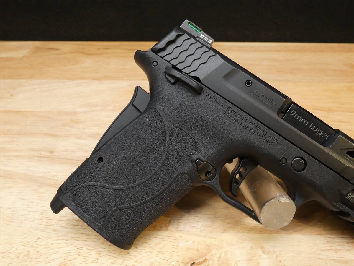 Smith & Wesson M&P9 Shield EZ Performance Center – 9mm | D4 Guns