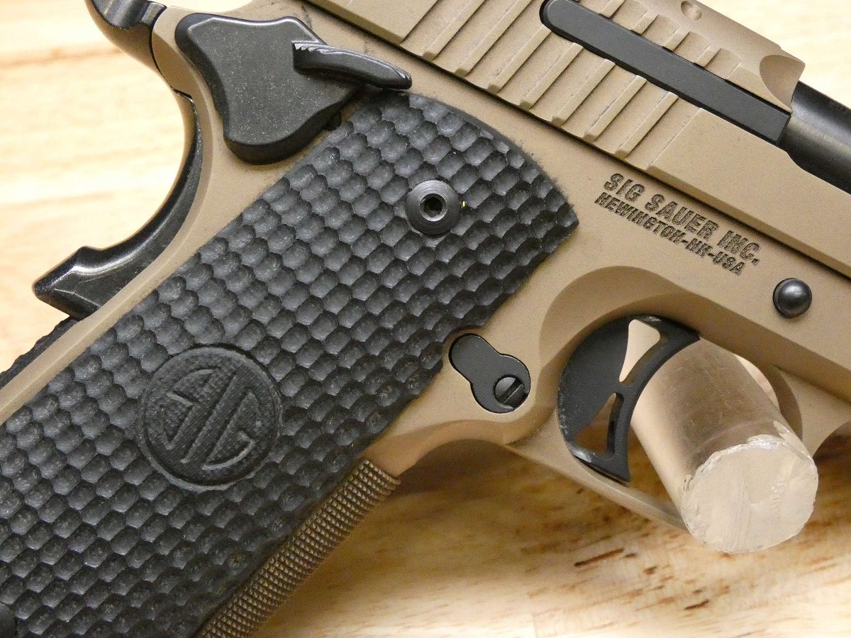 Sig Sauer Emperor Scorpion 1911 Fastback – .45 ACP | D4 Guns