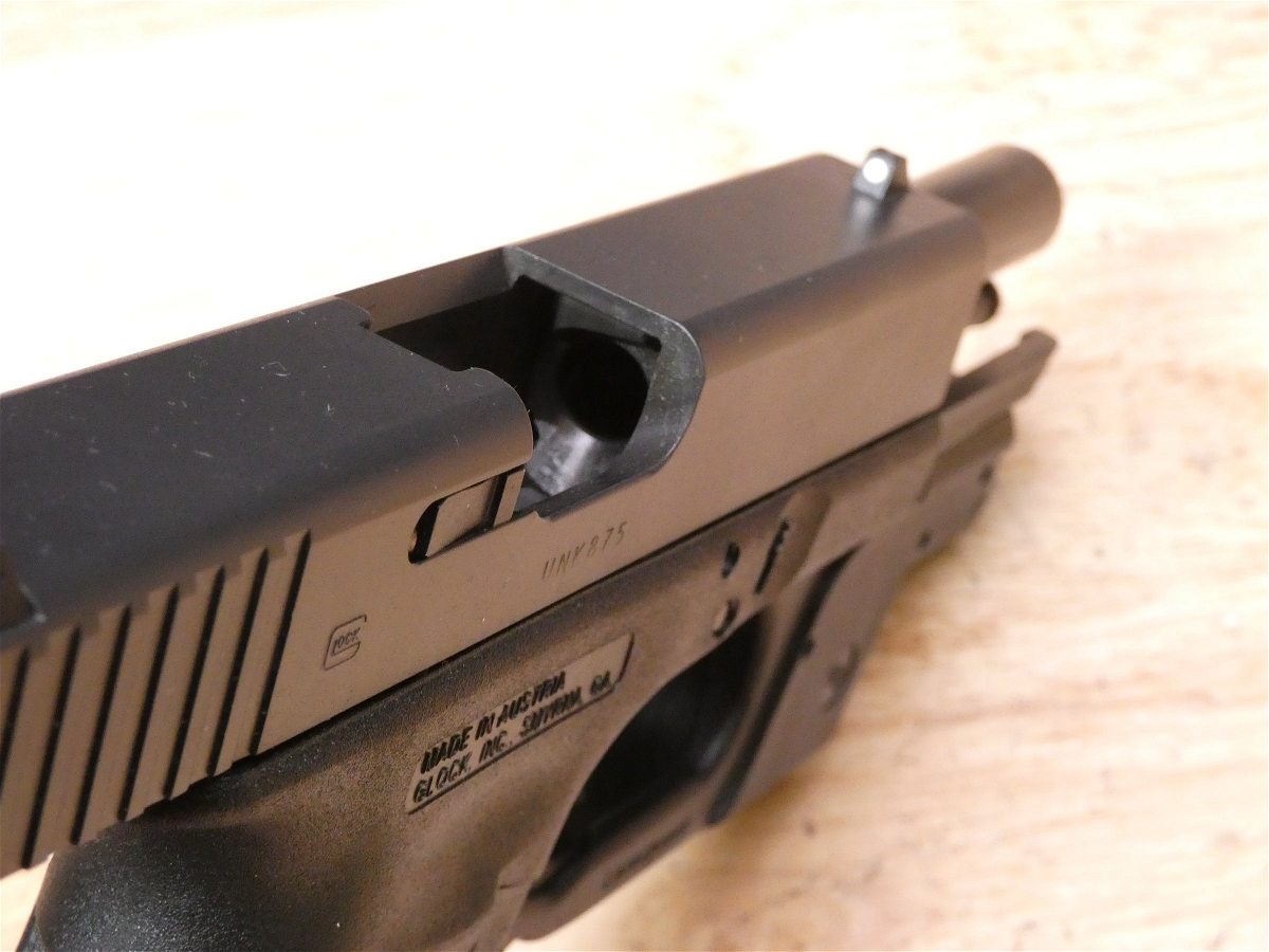 Glock 19 Gen3 - 9mm - w/ 4 Mags + Laser - G19 - Carry Pistol - CCW ...