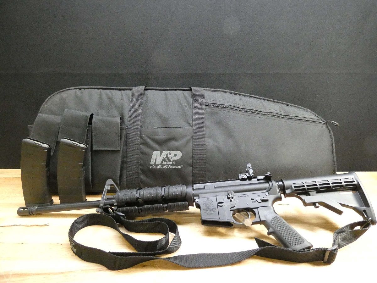 Smith & Wesson M&P15 - 5.56 NATO - W/ Case & Mags - S&W AR 15 - M&P ...
