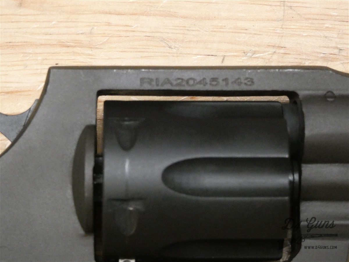 Rock Island Armory Model 206 - .38 SPL - M206 - RIA - 2 Sets of Grips ...