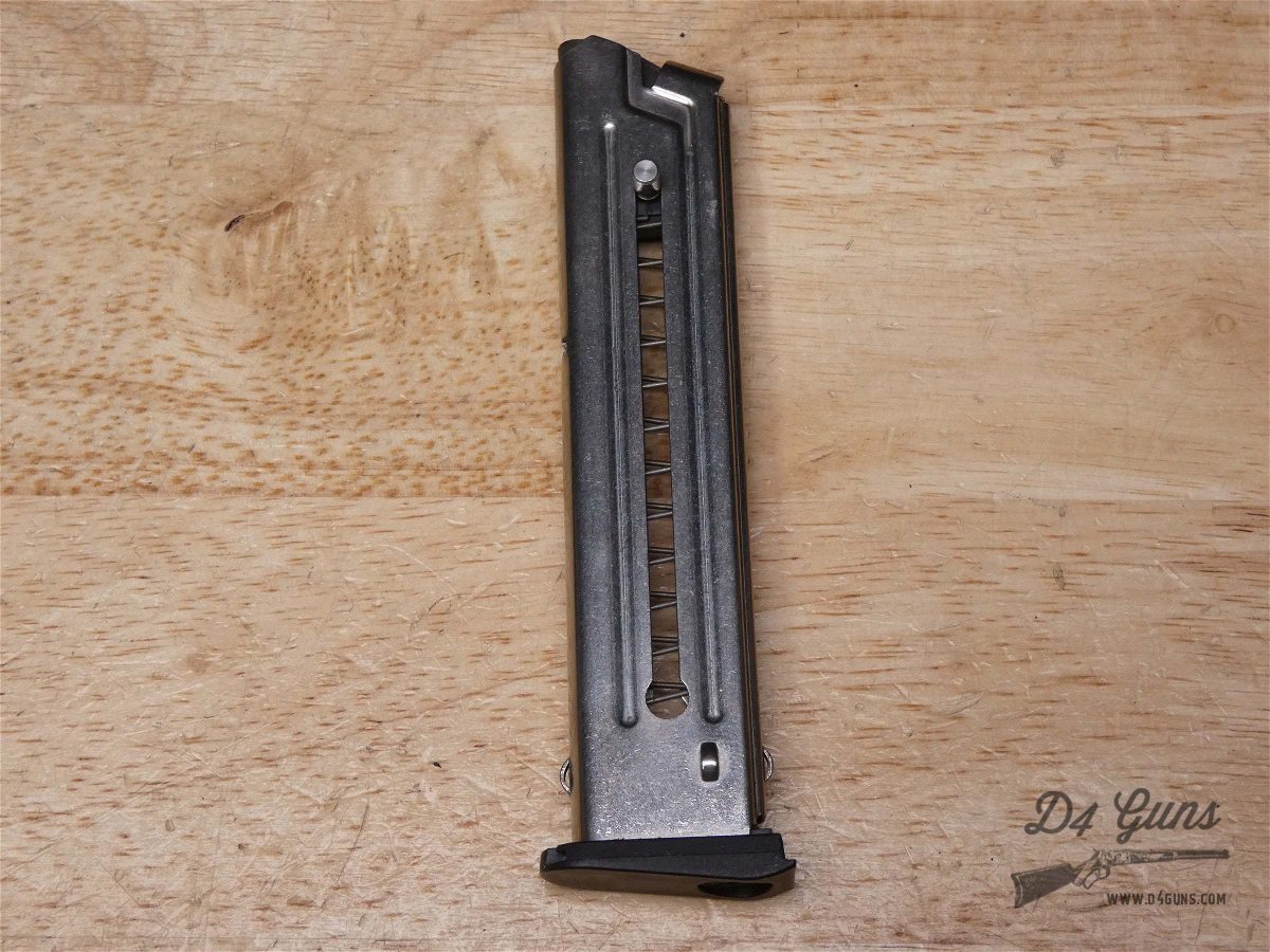 Smith & Wesson 22A-1 - .22 LR - Target Pistol - S&W 22A - Mag & Holster ...