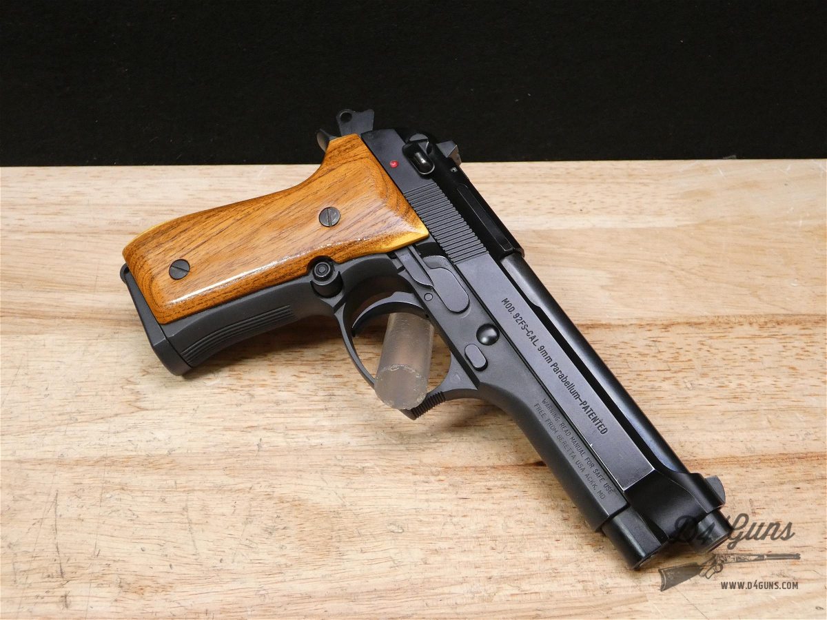 Beretta 92FS - 9mm - USA - SA/DA - 92FS - M9 - Wood Grips - w/Case & 4 ...