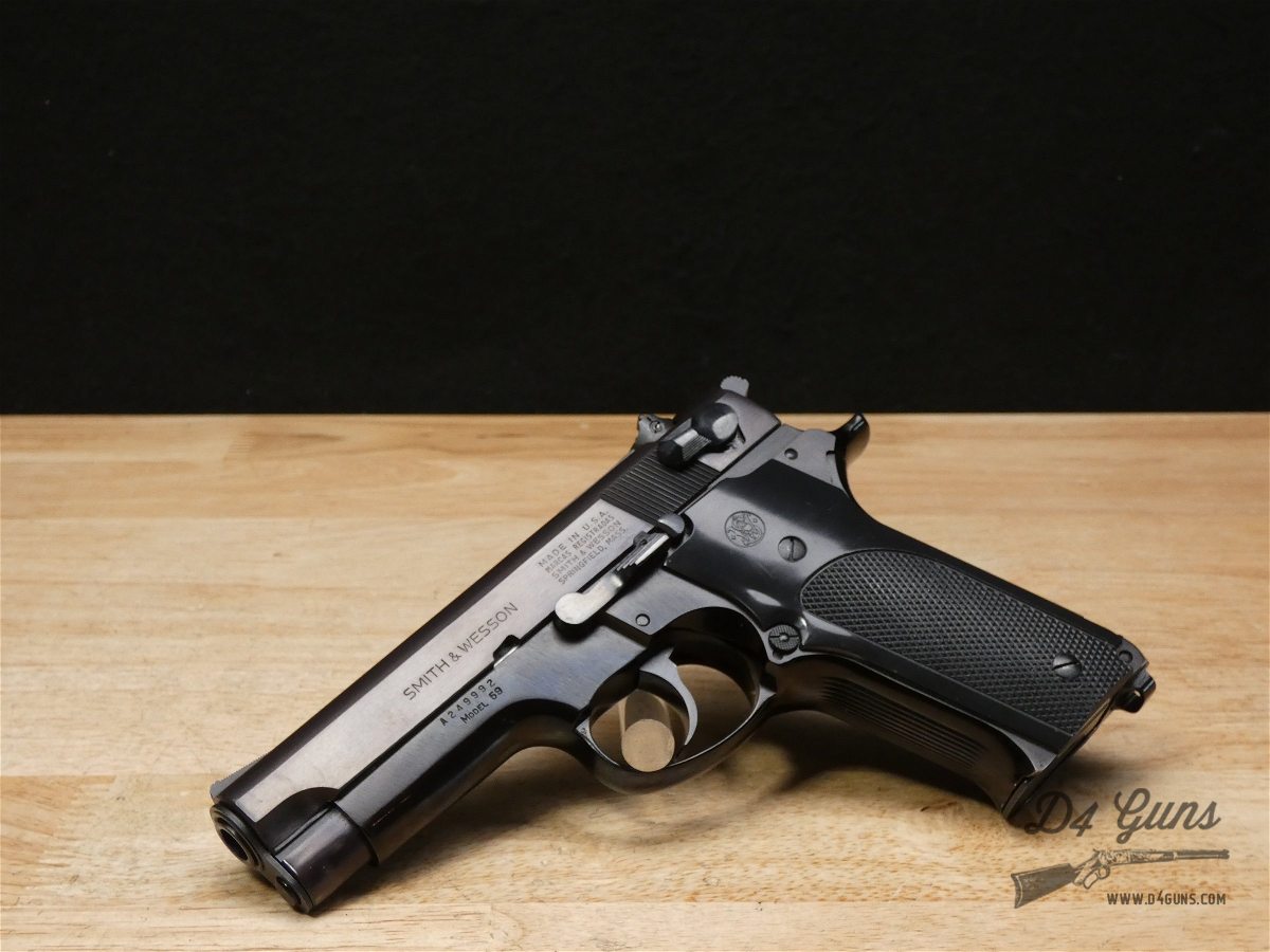 Smith & Wesson Model 59 - 9mm - S&W M59 - XLNT Condition w/ One Mag - C ...