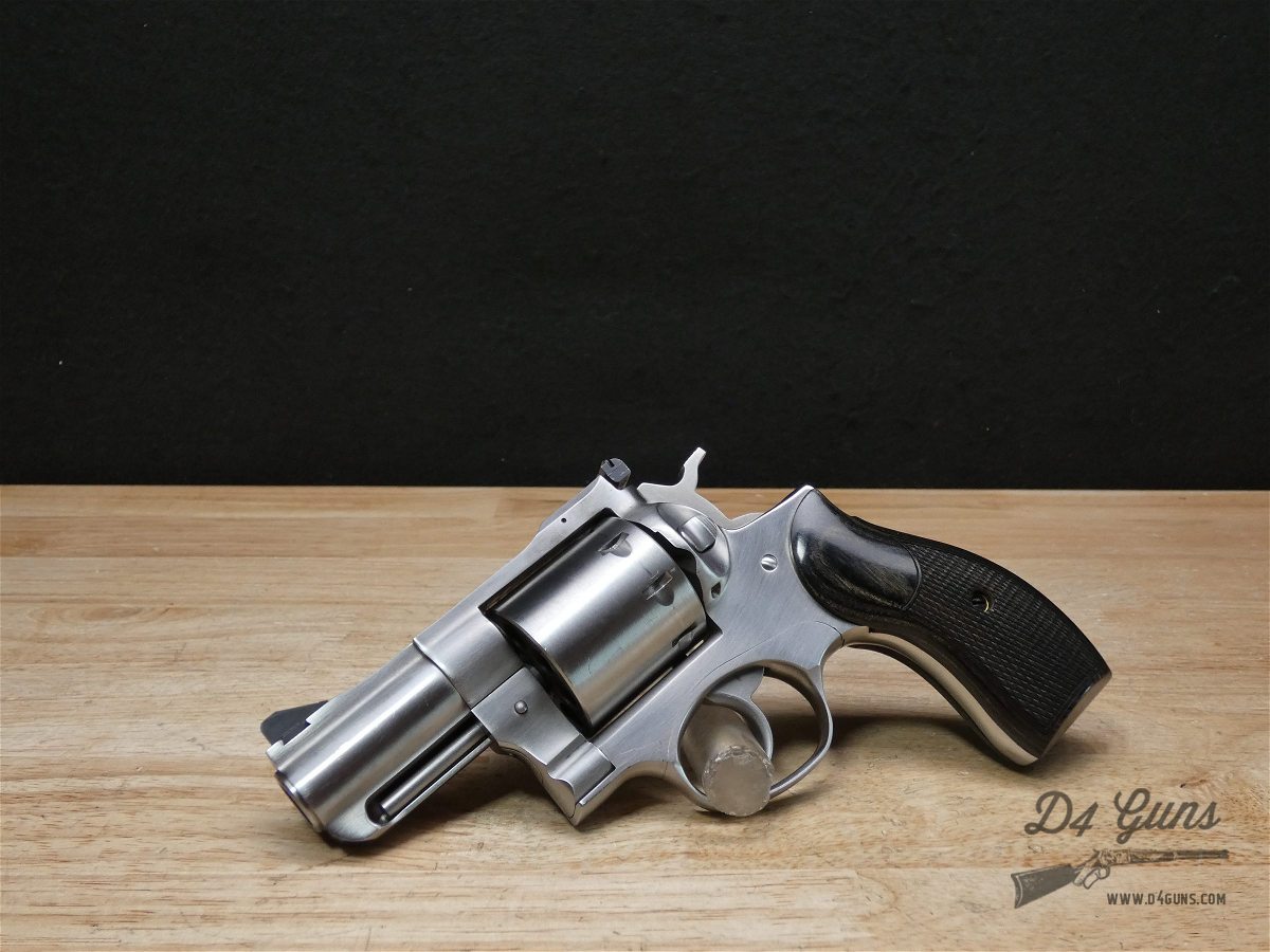 Ruger Redhawk - .357 Mag - MFG 2019 - RARE 8 Shot Unfluted - Stainless ...