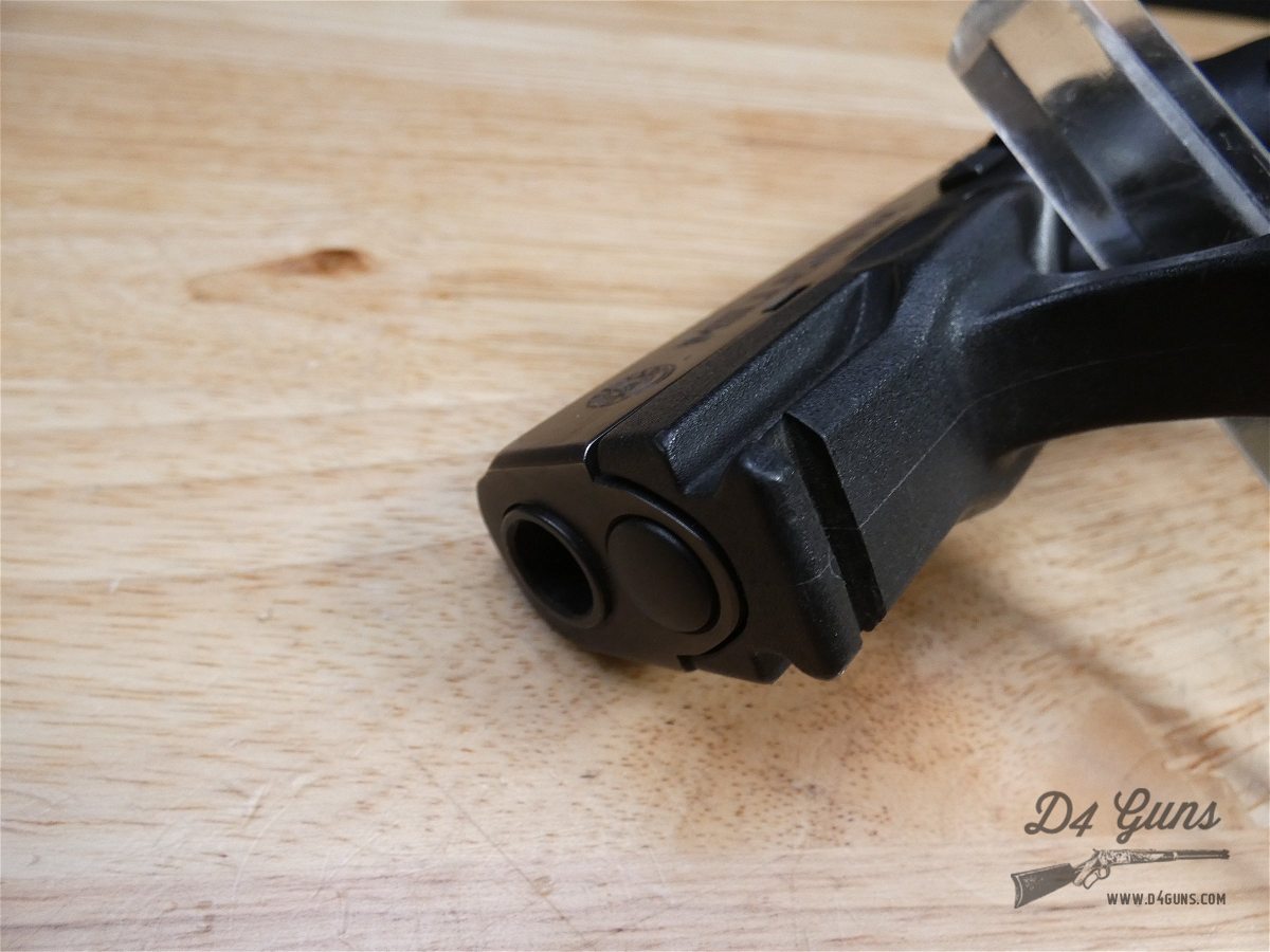 Taurus PT145 Pro - .45 ACP - W/ Mag - PT 145 w/ Case - Millennium ...