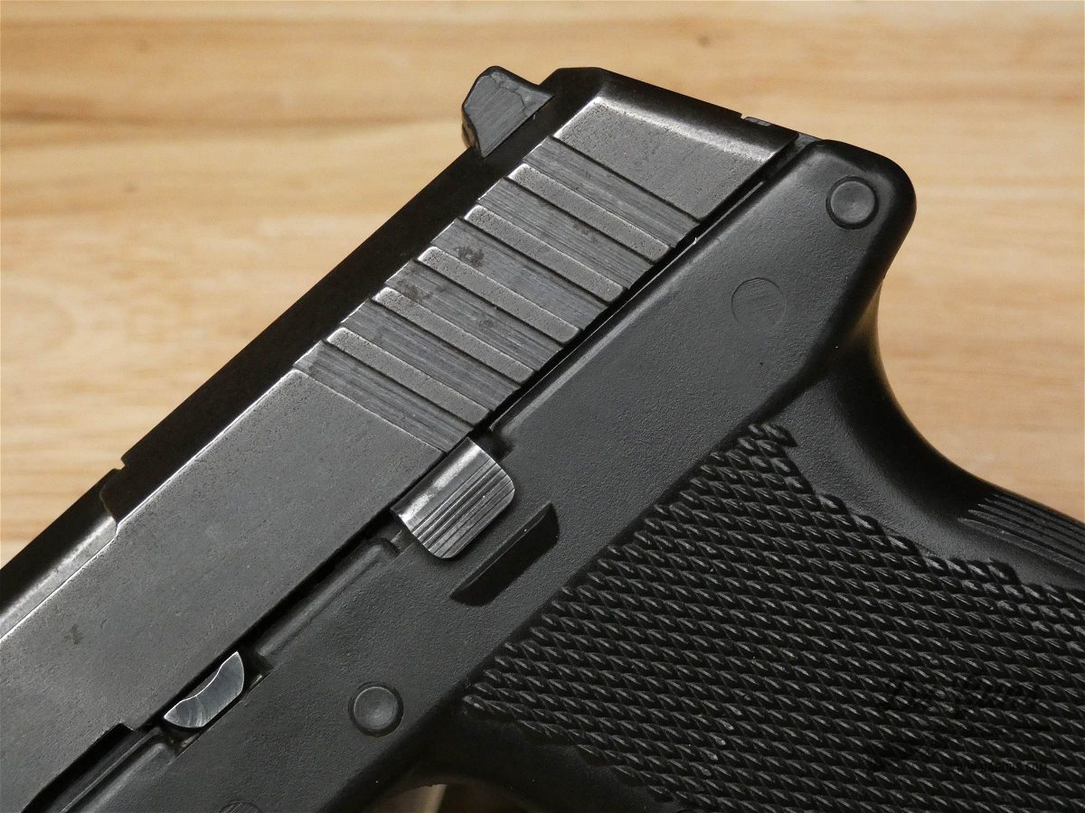 Kel-Tec P-11 - 9mm - w/ One Magazine - Conceal Carry Pistol P11 - Semi ...