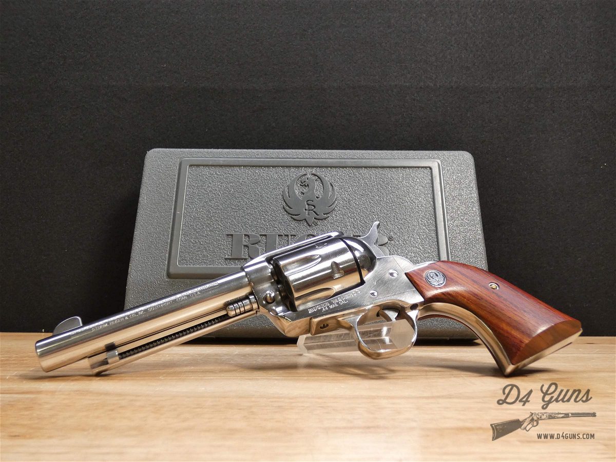 Ruger Vaquero - .44 Mag - MFG 2003 - Stainless Steel - 6 Gun - SA - 44 ...