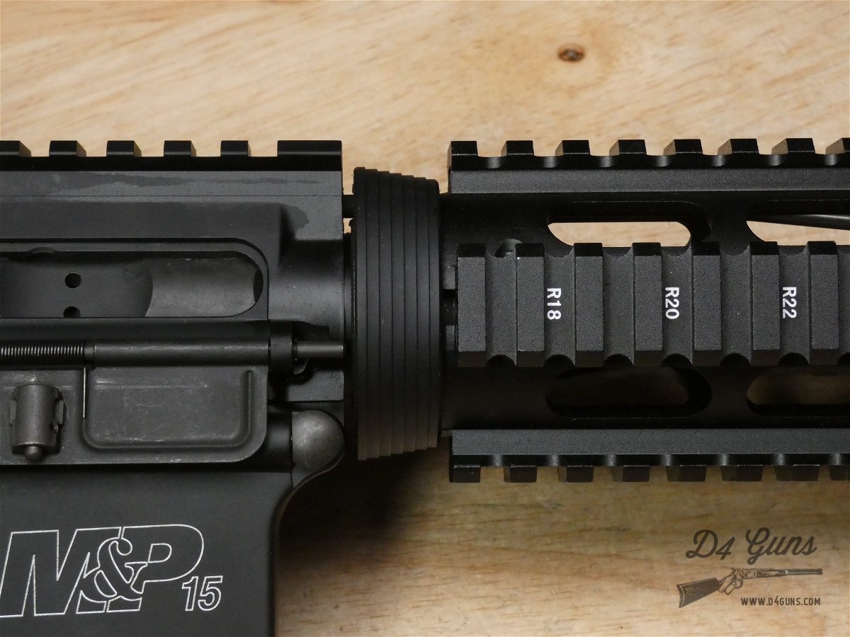 Smith & Wesson M&P-15 - 5.56 NATO - S&W AR-15 - Quad-Rail - 16 IN BBL ...