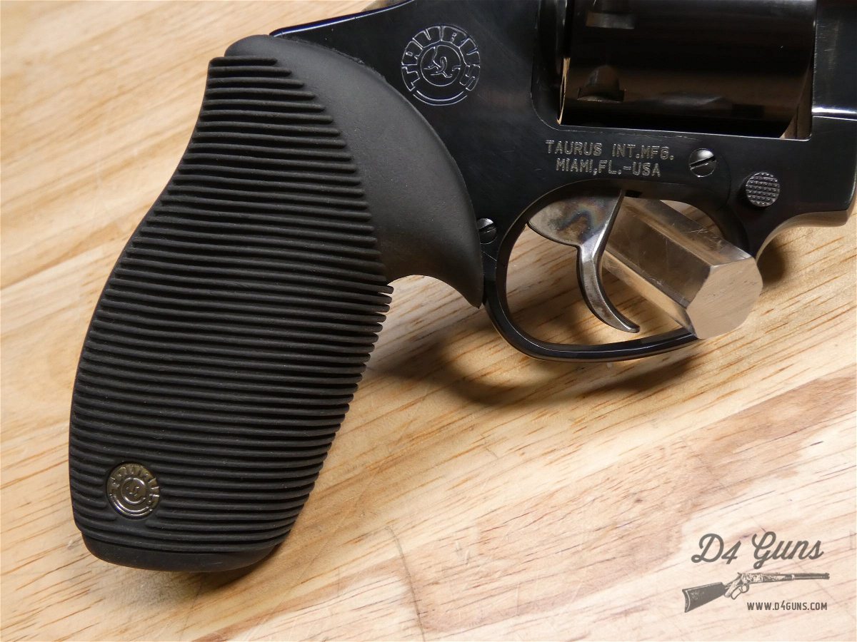 Taurus 992 Tracker - .22 Mag & .22 LR - Two Cylinders - w/ Hard Case ...