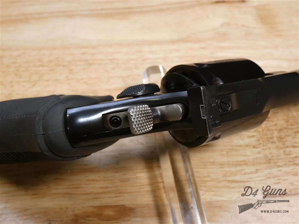 Taurus 992 Tracker - .22 Mag & .22 LR - Two Cylinders - w/ Hard Case ...