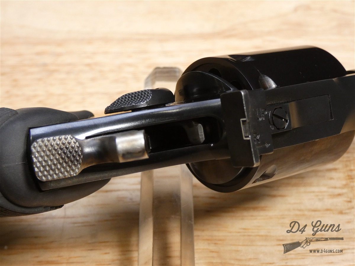 Taurus 992 Tracker - .22 Mag & .22 LR - Two Cylinders - w/ Hard Case ...