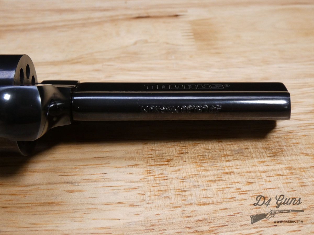 Taurus 992 Tracker - .22 Mag & .22 LR - Two Cylinders - w/ Hard Case ...