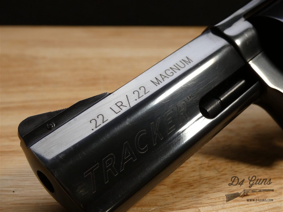 Taurus 992 Tracker - .22 Mag & .22 LR - Two Cylinders - w/ Hard Case ...