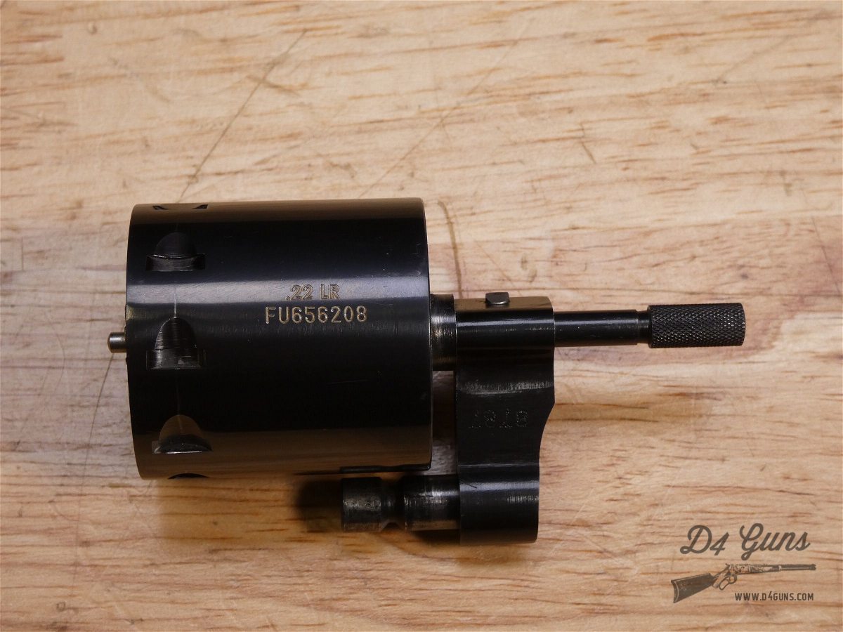 Taurus 992 Tracker - .22 Mag & .22 LR - Two Cylinders - w/ Hard Case ...