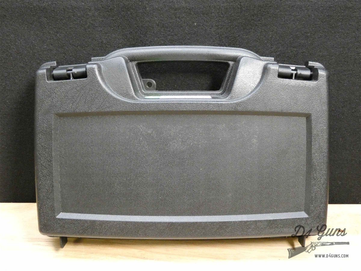 Taurus 992 Tracker - .22 Mag & .22 LR - Two Cylinders - w/ Hard Case ...