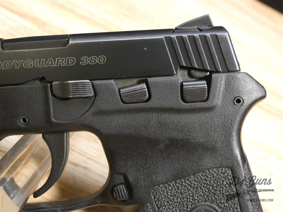 Smith & Wesson Bodyguard 380 - .380 ACP - Insight Laser - S&W BG380 ...