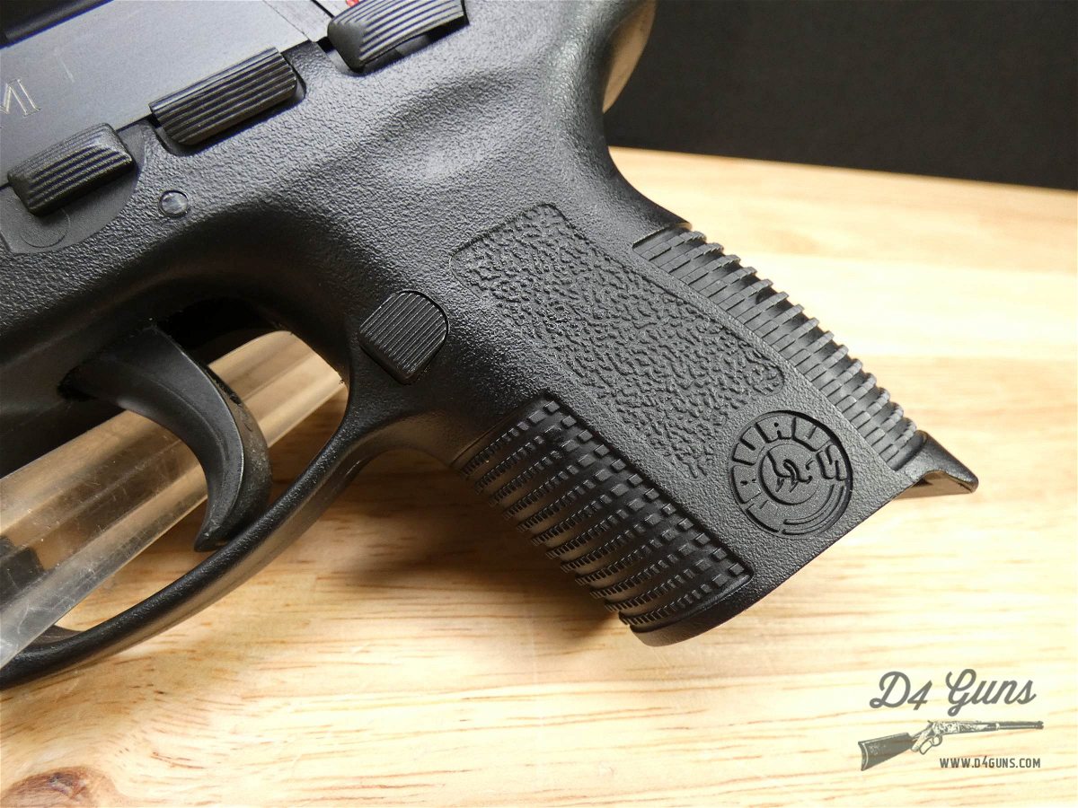 Taurus PT 140 - Millenium Pro - .40 S&W. OG - CASE Extras! - Semi Auto ...