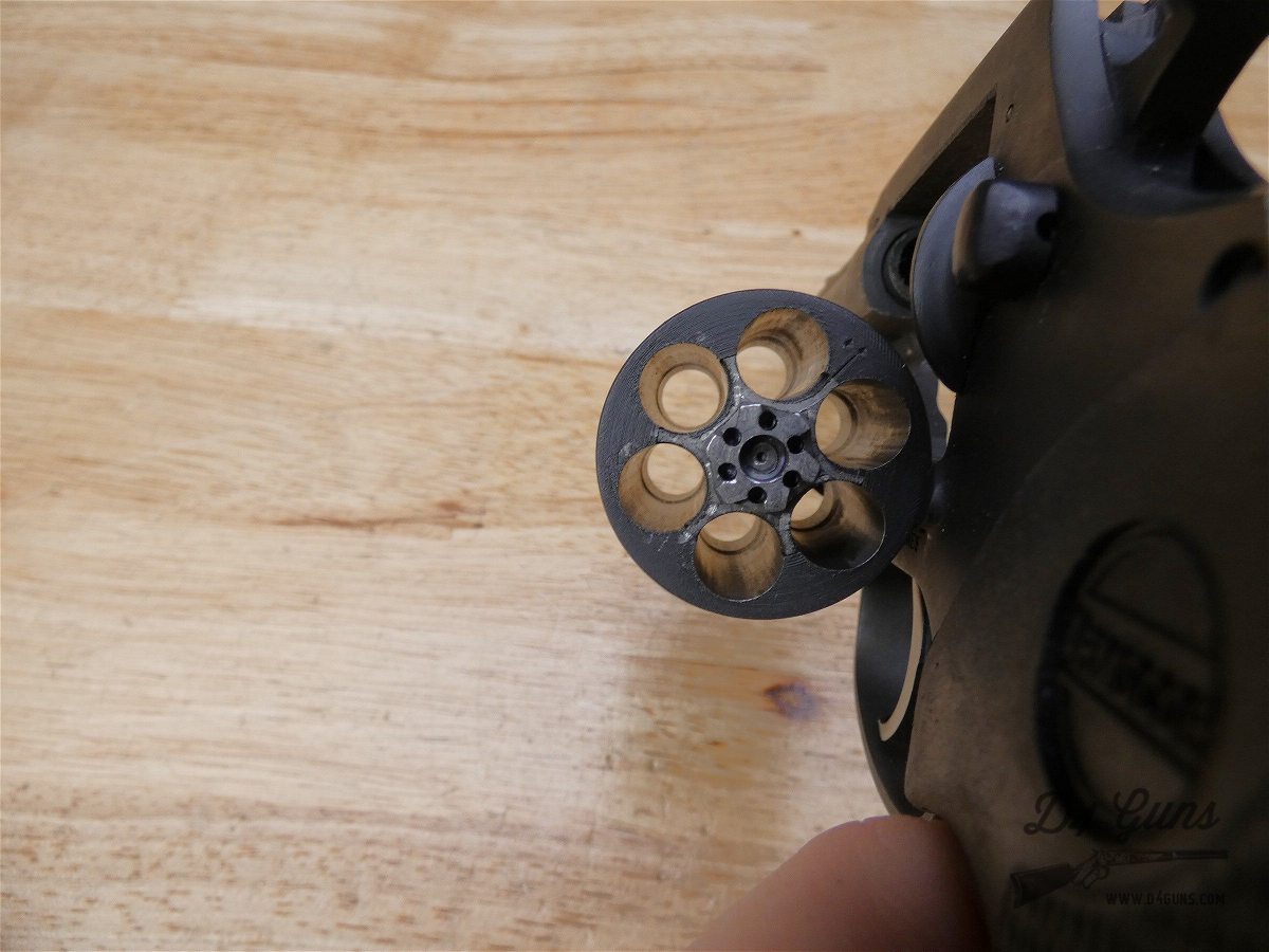 Armscor Model 200 - .38 SPL - M200 - RIA - Rock Island Armory -38 ...