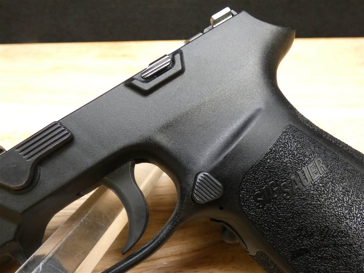 Sig Sauer P320 / P250 - LIMA Frame- Green Laser Grip Module - LGM ...