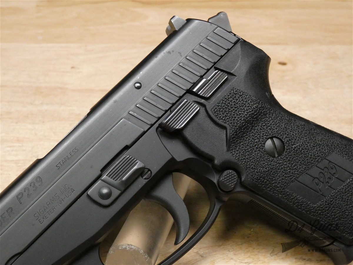 Sig Sauer P239 - 9mm - 239 w/ Mag - Hammer & De-Cocker - Look! - C ...