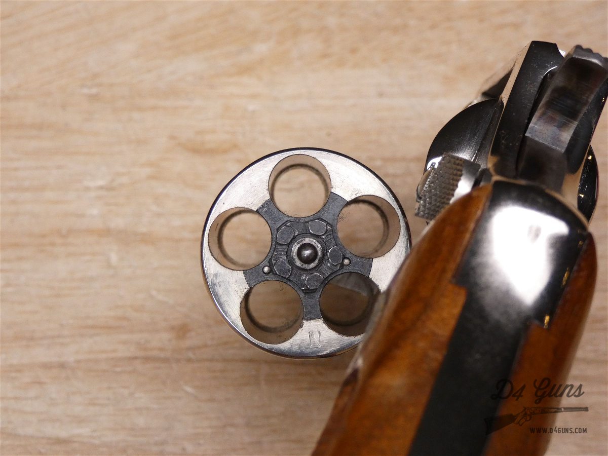 Smith & Wesson Model 36 - .38 SPL - Chiefs Special - S&W Pre-Lock ...