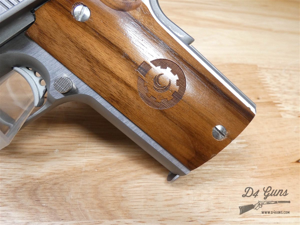 Coonan 357 Compact - .357 Mag - 1911 - Stainless - w/ Case & Extras ...