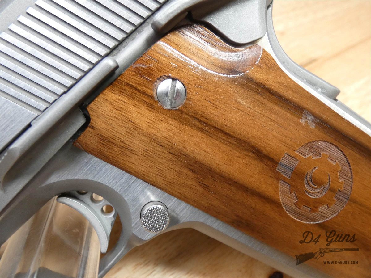 Coonan 357 Compact - .357 Mag - 1911 - Stainless - w/ Case & Extras ...