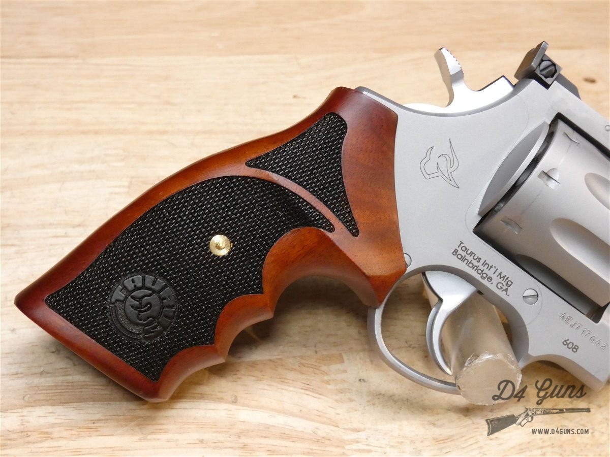 Taurus 608 - .357 Mag - 8-Shot - M608 - Stainless - OG Box & More ...