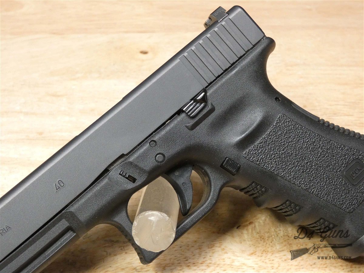 Glock 24 Gen 3 - .40 S&W - G24 Gen3 - XLNT w/ Case & Mags - Trijicon ...