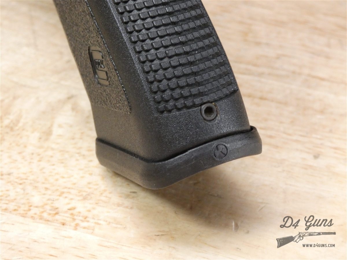 Glock 24 Gen 3 - .40 S&W - G24 Gen3 - XLNT w/ Case & Mags - Trijicon ...