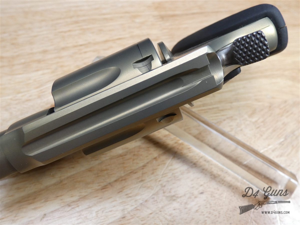 Taurus Model 85 Titanium - .38 SPL - Lightweight - Extra Grips - Matte ...