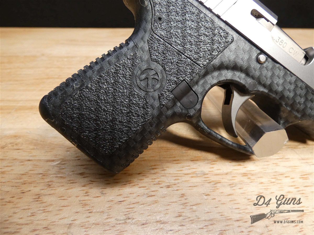 Kahr Arms CW380 - .380 ACP - CCW - Two Tone Carbon Fiber - wBox & 2Mags ...