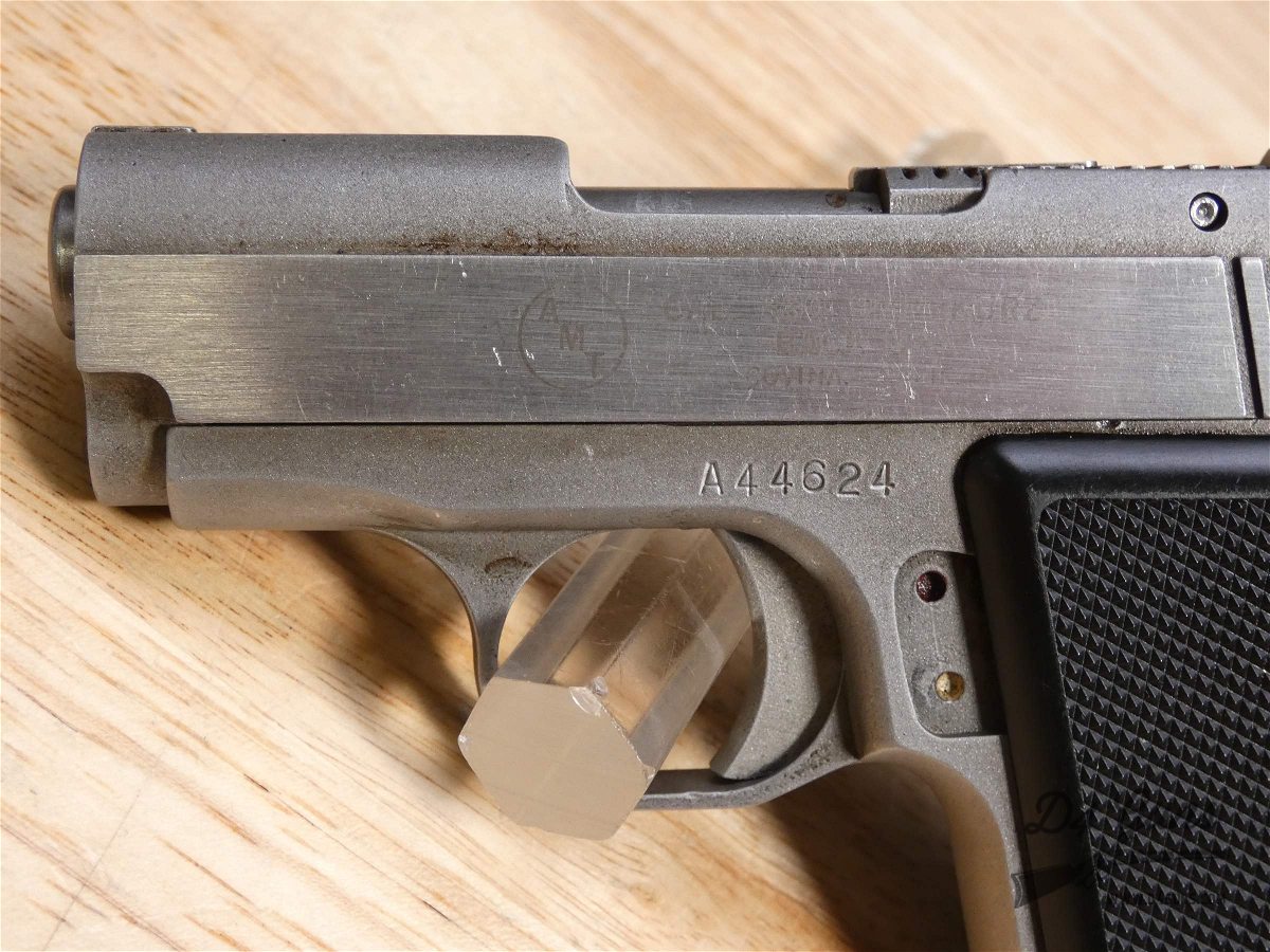 AMT Backup - .380 ACP/ 9MM Kurz - Stainless - w/Mag - Pocket Pistol ...