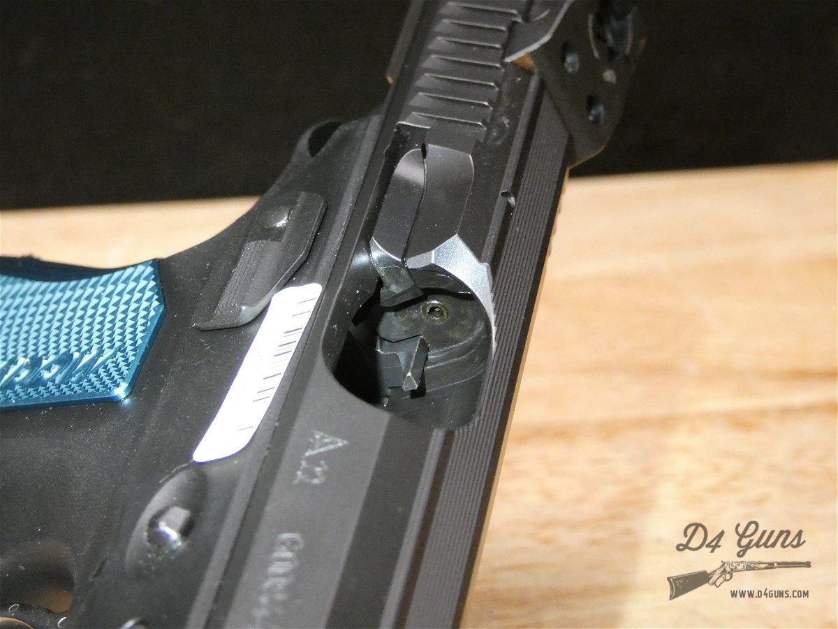 CZ Shadow 2 Blue - 9mm - Mfg 2022 - USPSA - OG Case & 2 Mags - SP-01 ...