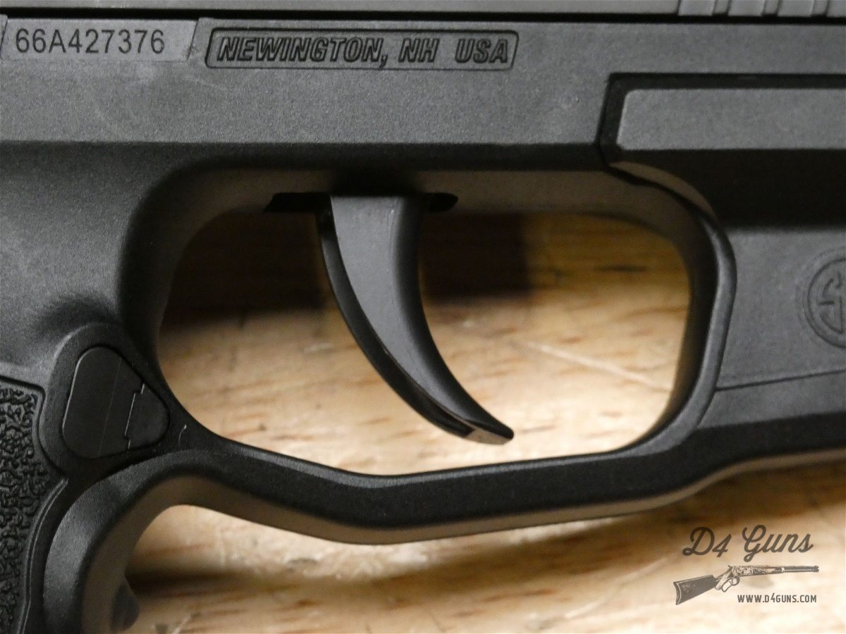 Sig Sauer P365 - 9mm - w/ OG Case - 2Mags -Conceal Carry -CCW - Green ...