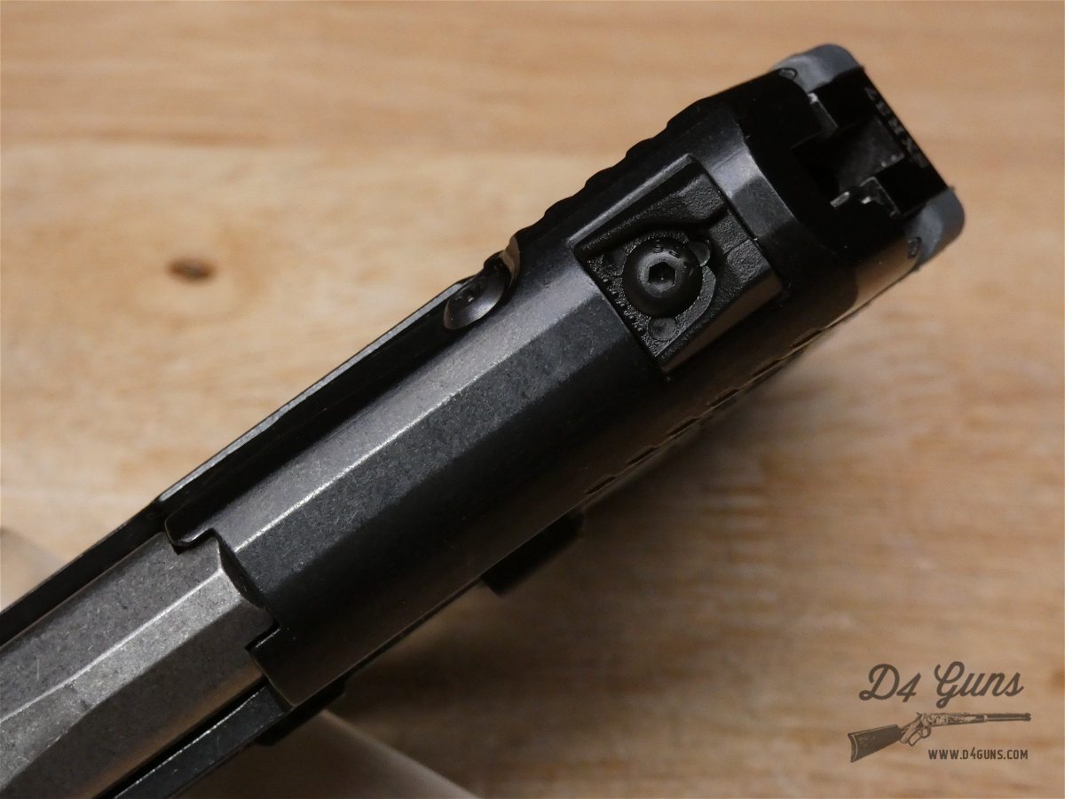 Kel-Tec PF-9 - 9mm - W/ Case & Mag - KelTec PF9 - Compact Carry Pistol ...