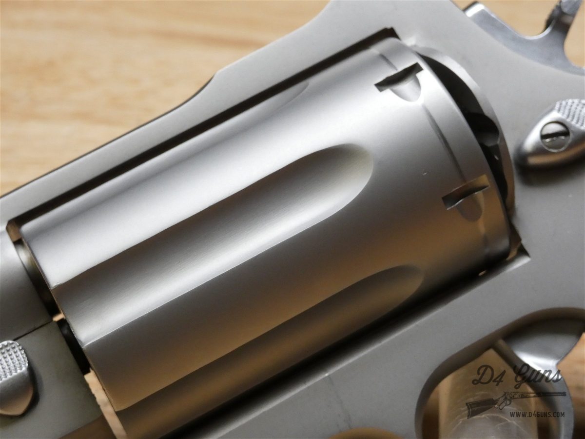 Taurus Raging Judge 513 - .45 Colt/.410/.454 Casull - Stainless - M513 ...