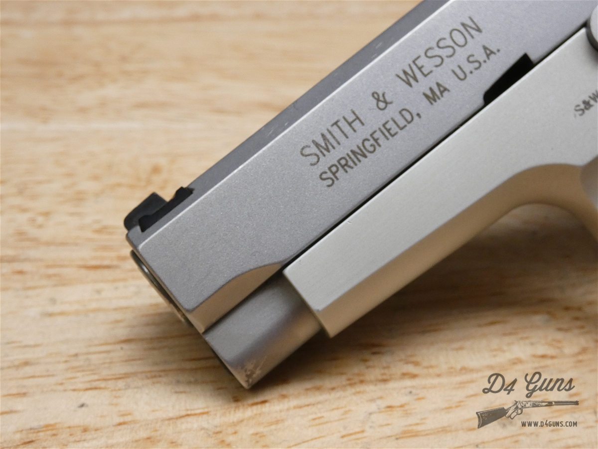 Smith & Wesson Model 910S - 9mm - w/ Case & 4 Mags - S&W 910 Stainless ...