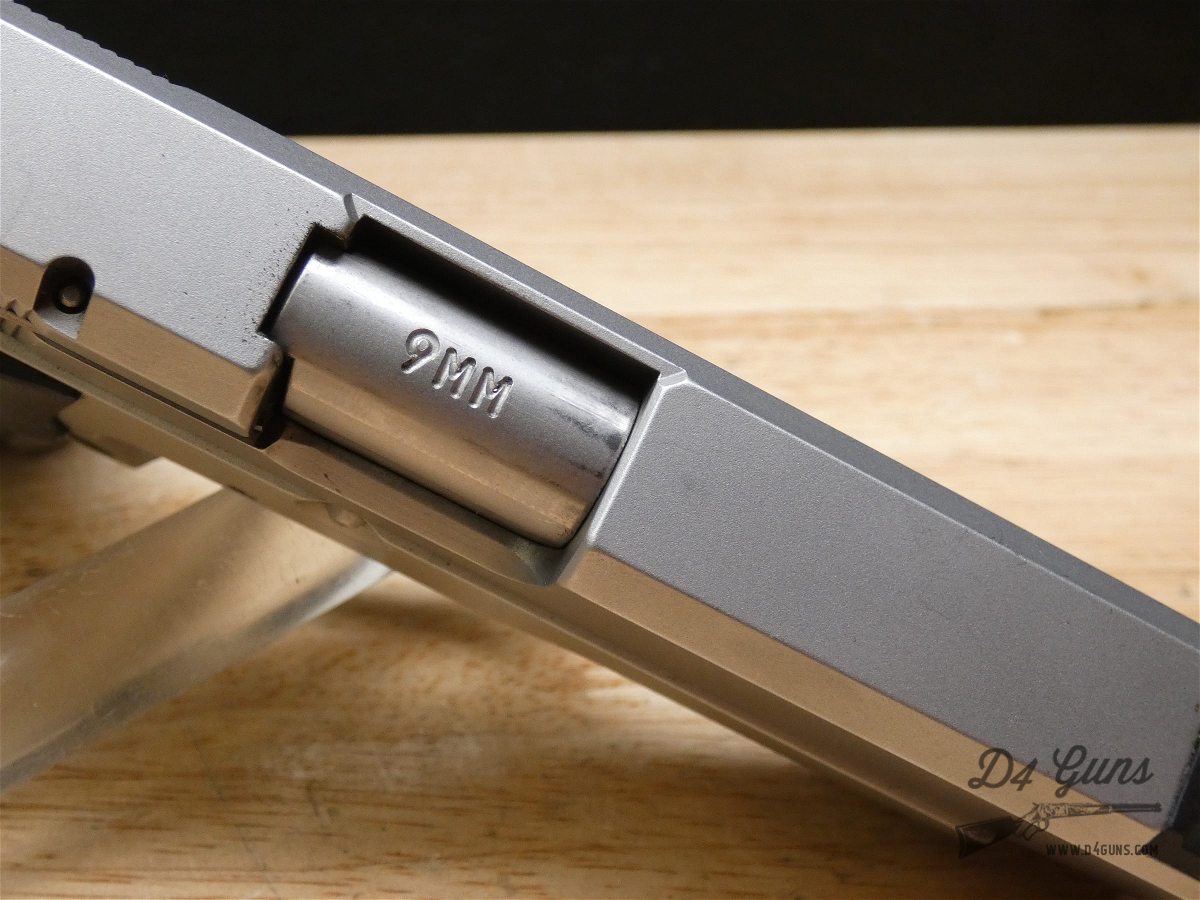 Smith & Wesson Model 910S - 9mm - w/ Case & 4 Mags - S&W 910 Stainless ...