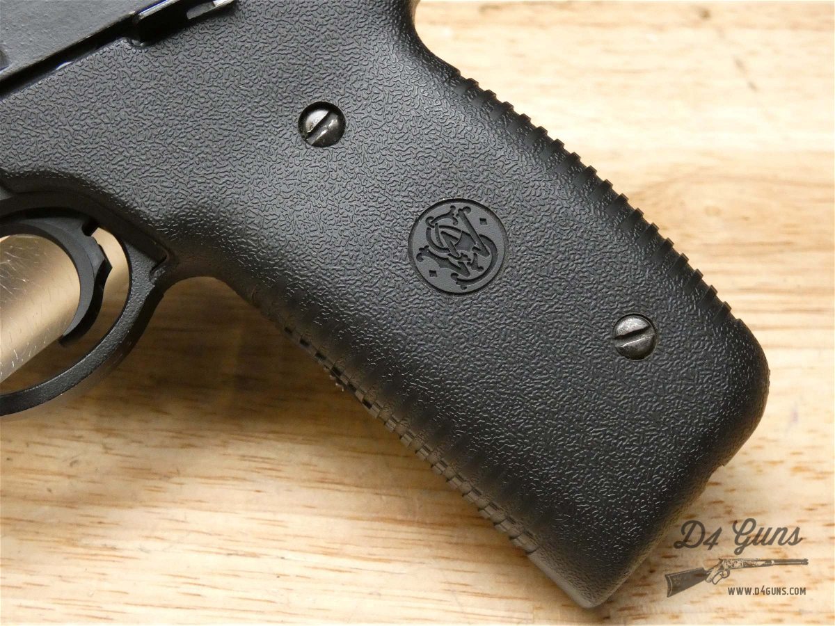 Smith & Wesson Model 22A - .22 LR - S&W 22A - OG Case - Extra Barrel ...