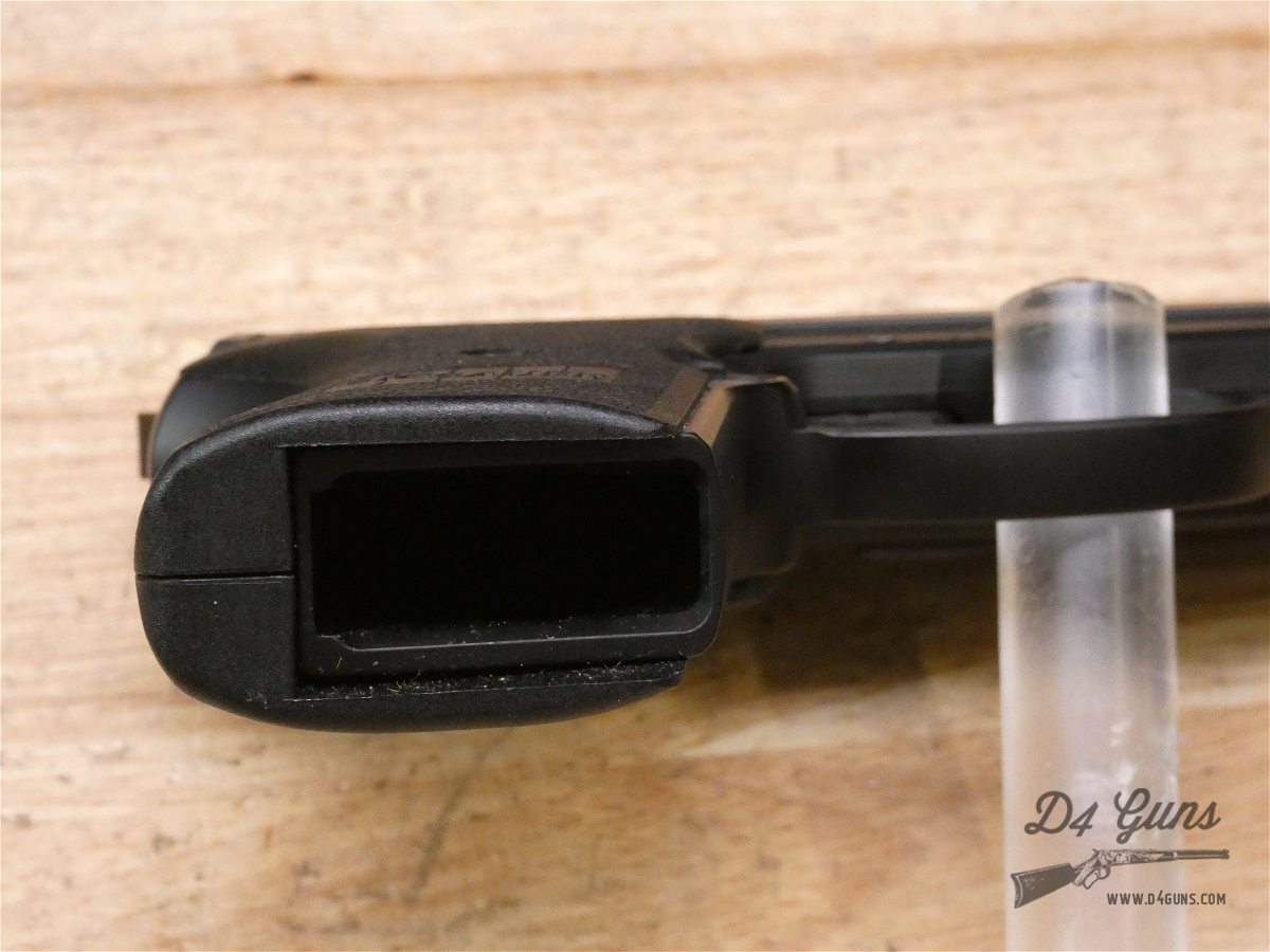 Sig Sauer P239 - 9mm - 239 - CCW - SA/DA - Decocker - w/ Case & Mags ...