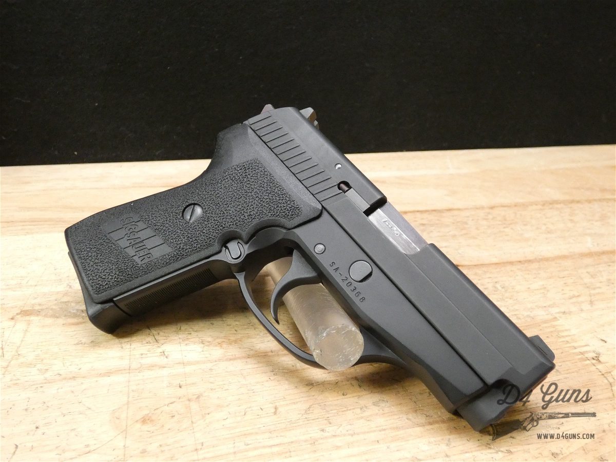 Sig Sauer P239 - 9mm - 239 - CCW - SA/DA - Decocker - w/ Case & Mags ...