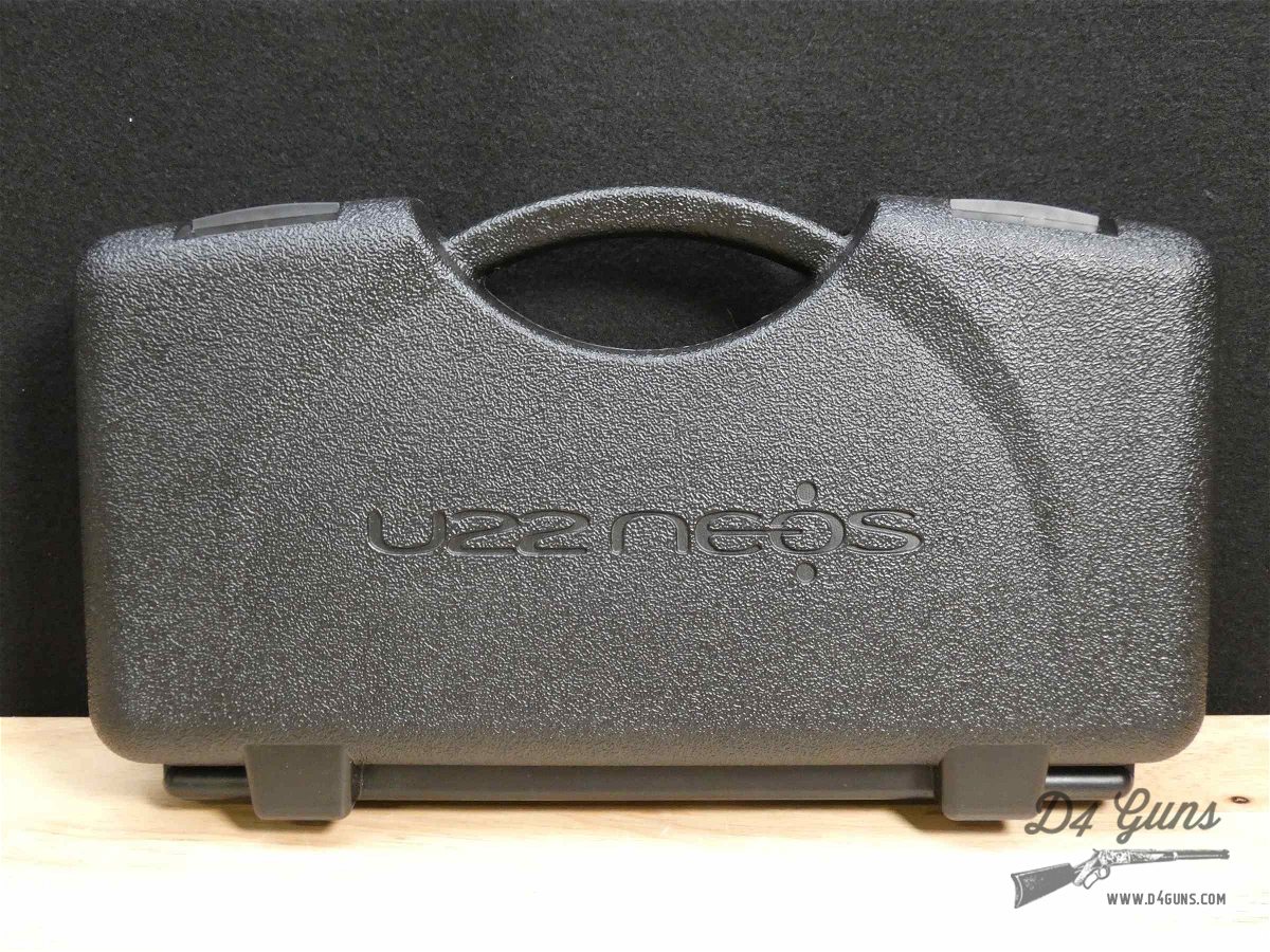 Beretta U22 NEOS - .22 LR - OG Case + 2 Mags - Plinking Pistol - XLNT ...