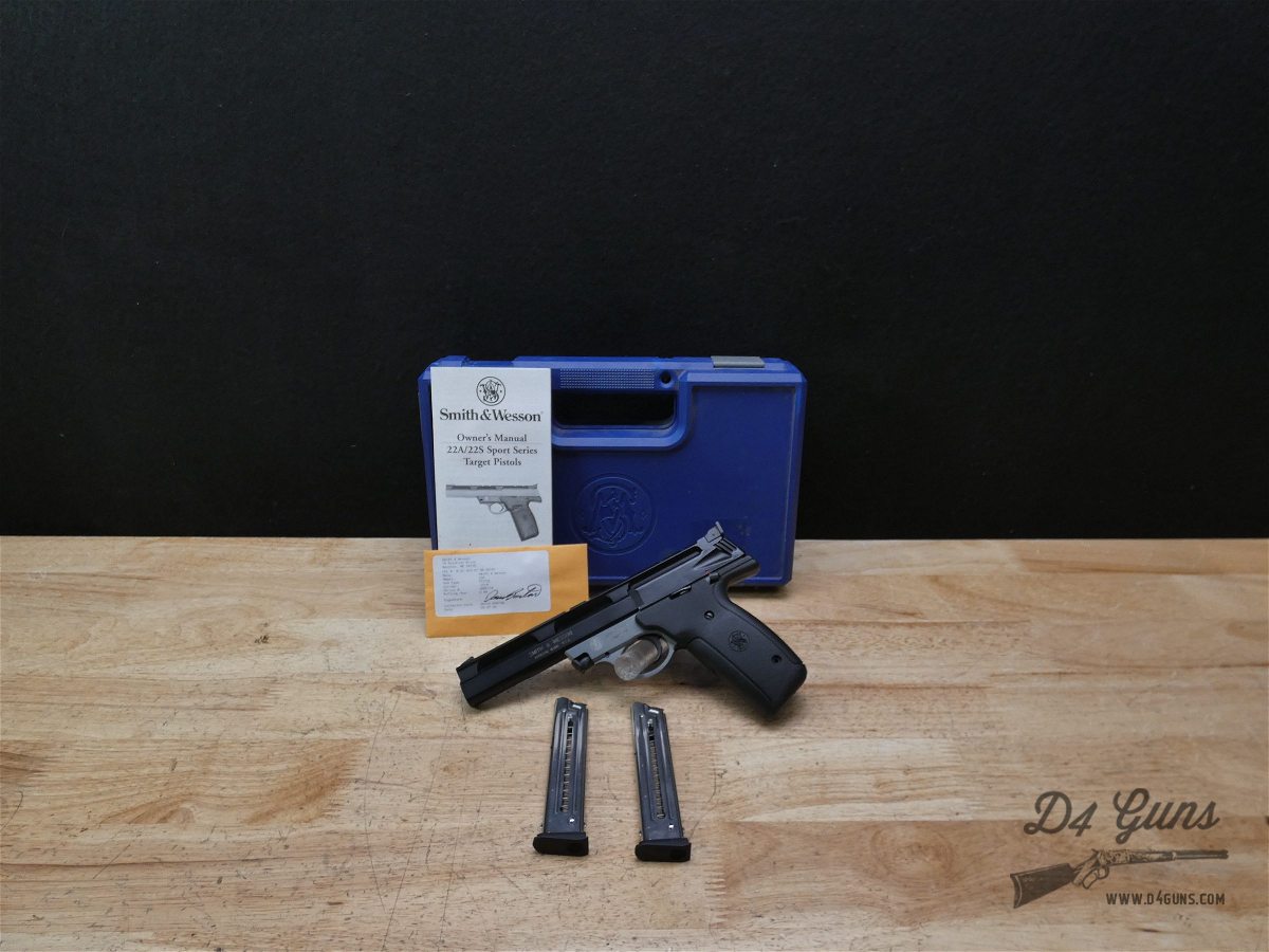 Smith & Wesson 22A-1 - .22 LR - 2 Mags & Case - S&W 22A - 22 Target ...